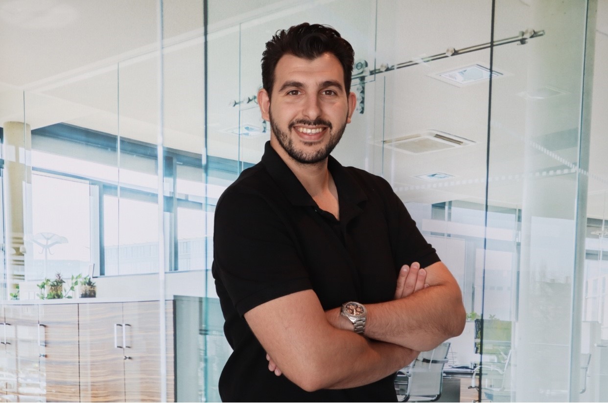 Ridvan over zijn carrièrepad: “Ik wil snel stappen maken” - Fagro - Finance & Control